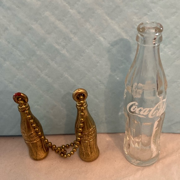 Coca Cola | Other | Vintage Miniature Coca Cola Gold Tone Keychains2 ...